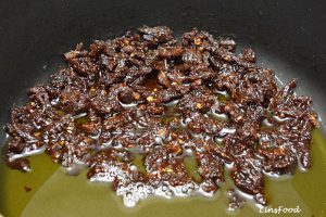 Khlea, Moroccan Preserved Meat (Mqila Slaouia)