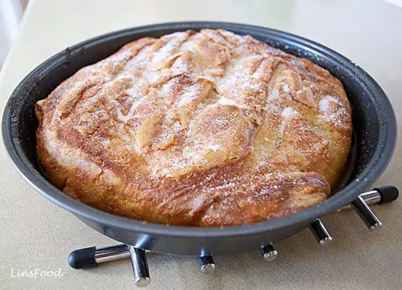 Kouign Amann (Brittany's Buttery, Caramelised, Layered Pastry Cake)