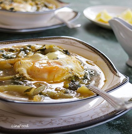 Eshkeneh, Persian Onion Soup with Egg and Fenugreek