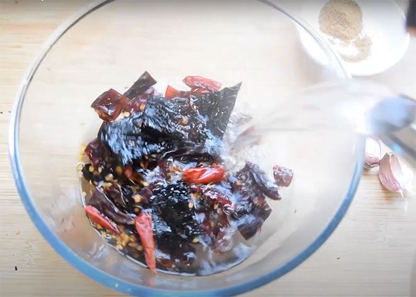 Homemade Chipotle Paste (Easy Chipotle Paste Recipe)