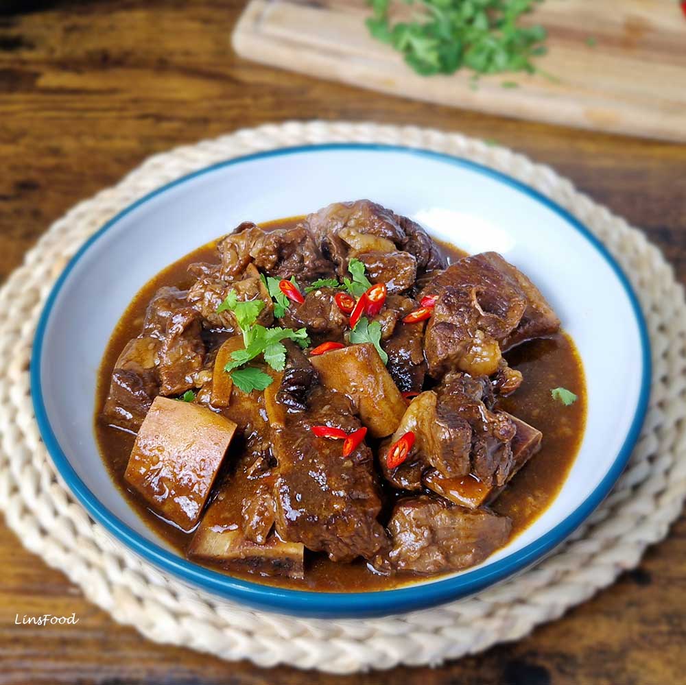 Chinese Braised Beef Short Ribs (Stovetop Recipe)